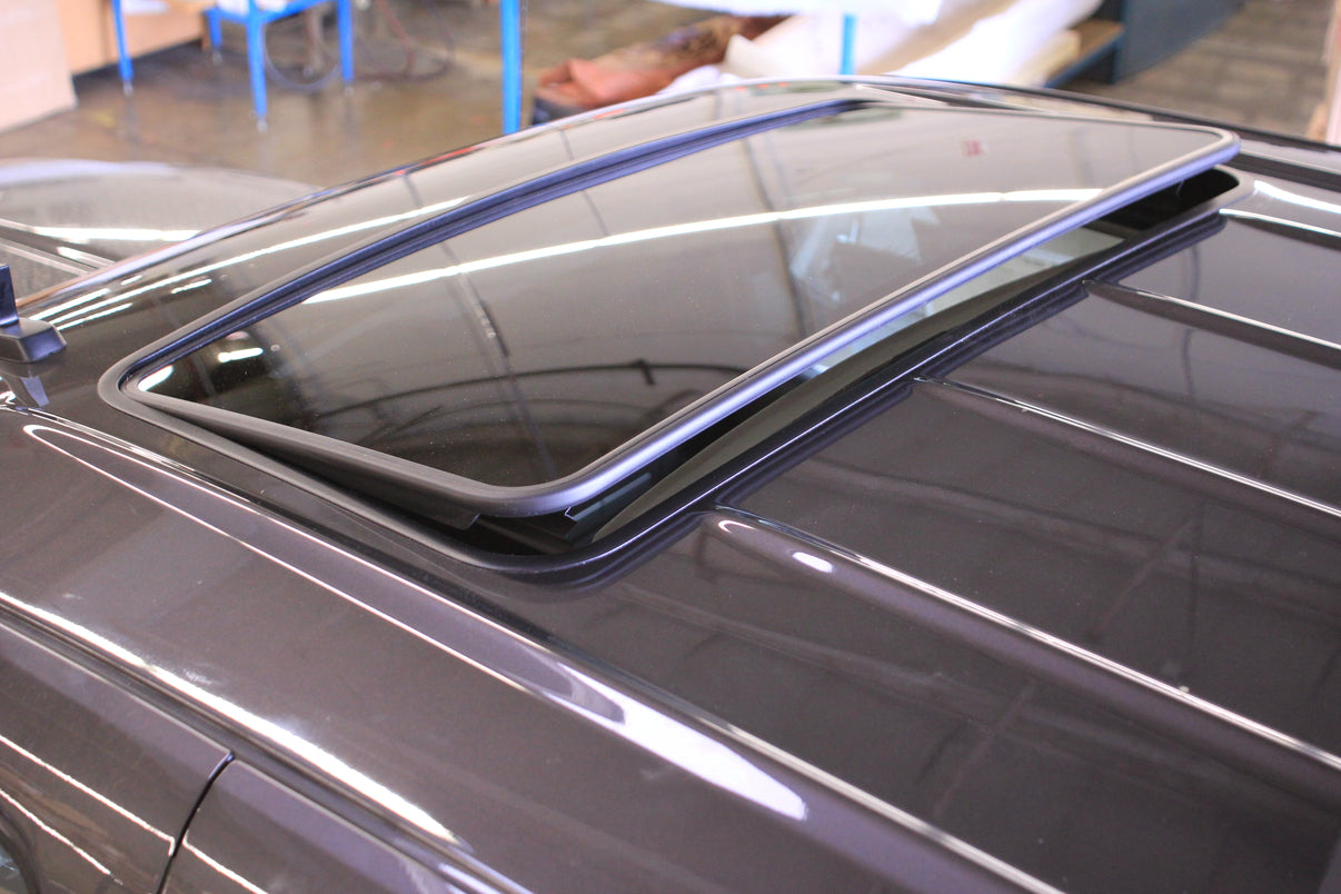 Signature Series 840 Sunroof – Signature Sunroofs